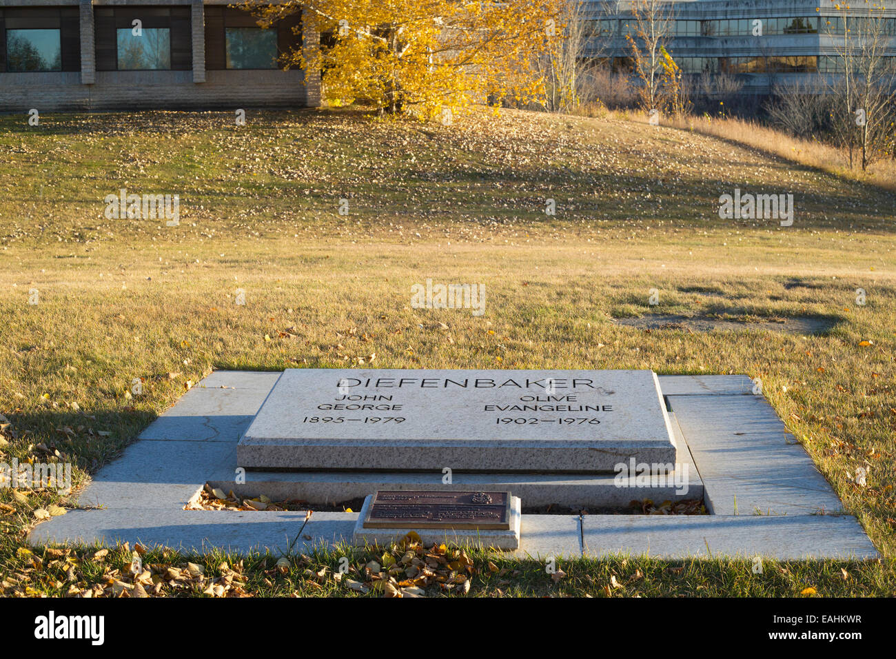 Diefenbakers gravesite hi-res stock photography and images - Alamy