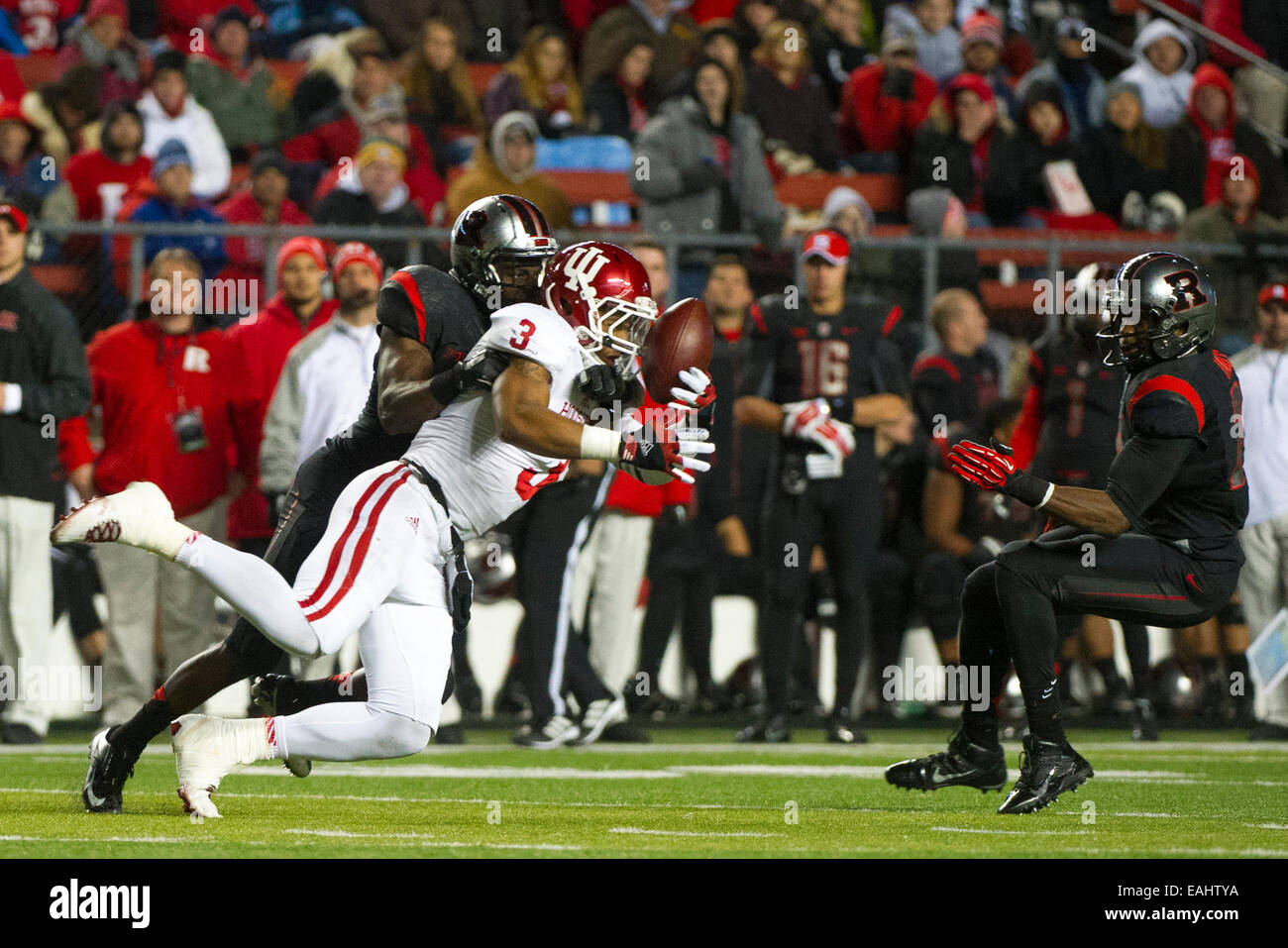 November 15, 2014: Indiana Hoosiers wide receiver Dominique Booth (3 ...
