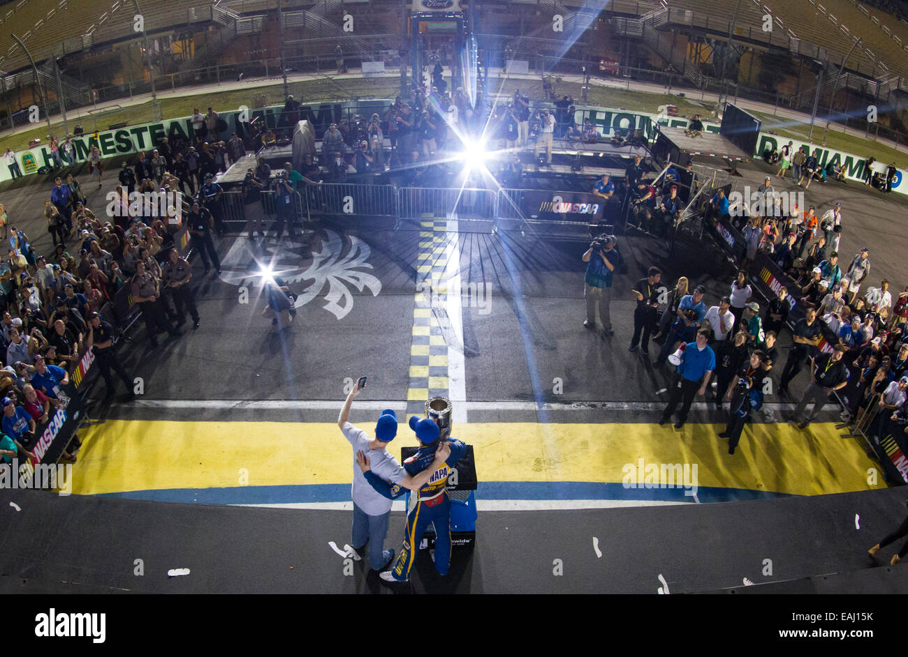 Nascar racing auto homestead hi-res stock photography and images - Alamy