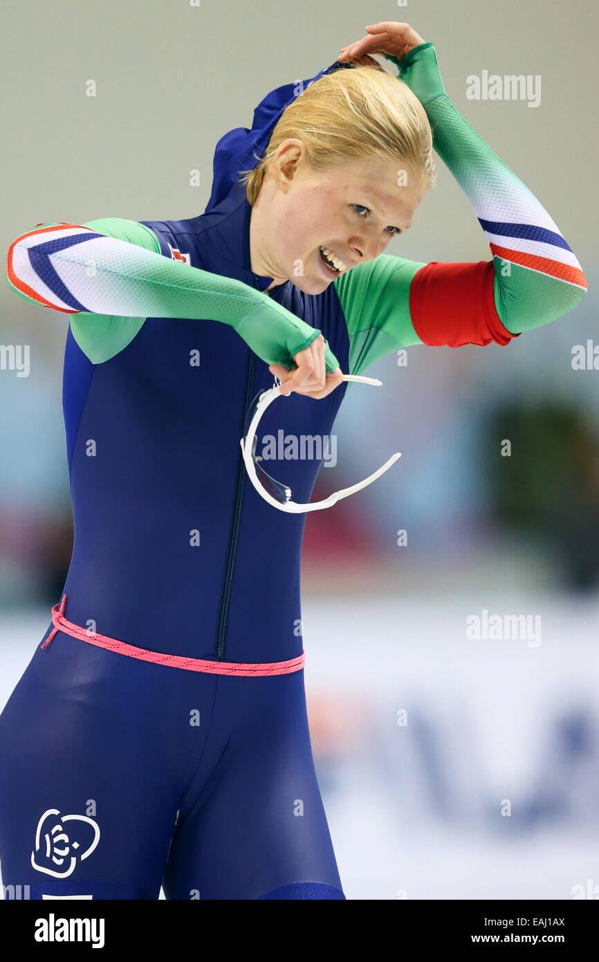Obihiro, Japan. 15th Nov, 2014. Sanneke de Neeling (NED) Speed Skating ...