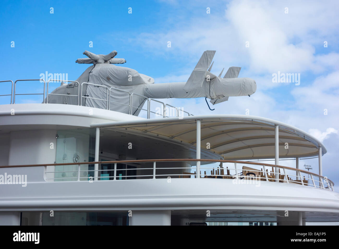 Gran Canaria, Canary Islands, Spain. 15th November, 2014. Helicopter ...