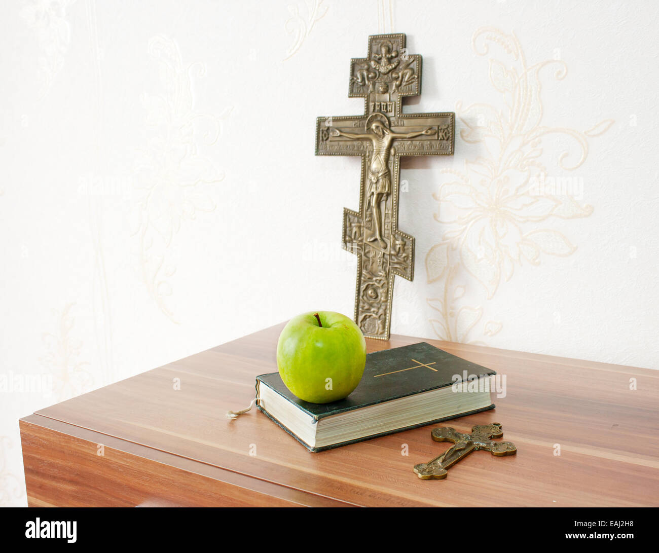 Biblical Meaning Of Green Apple at Hayley Forster blog