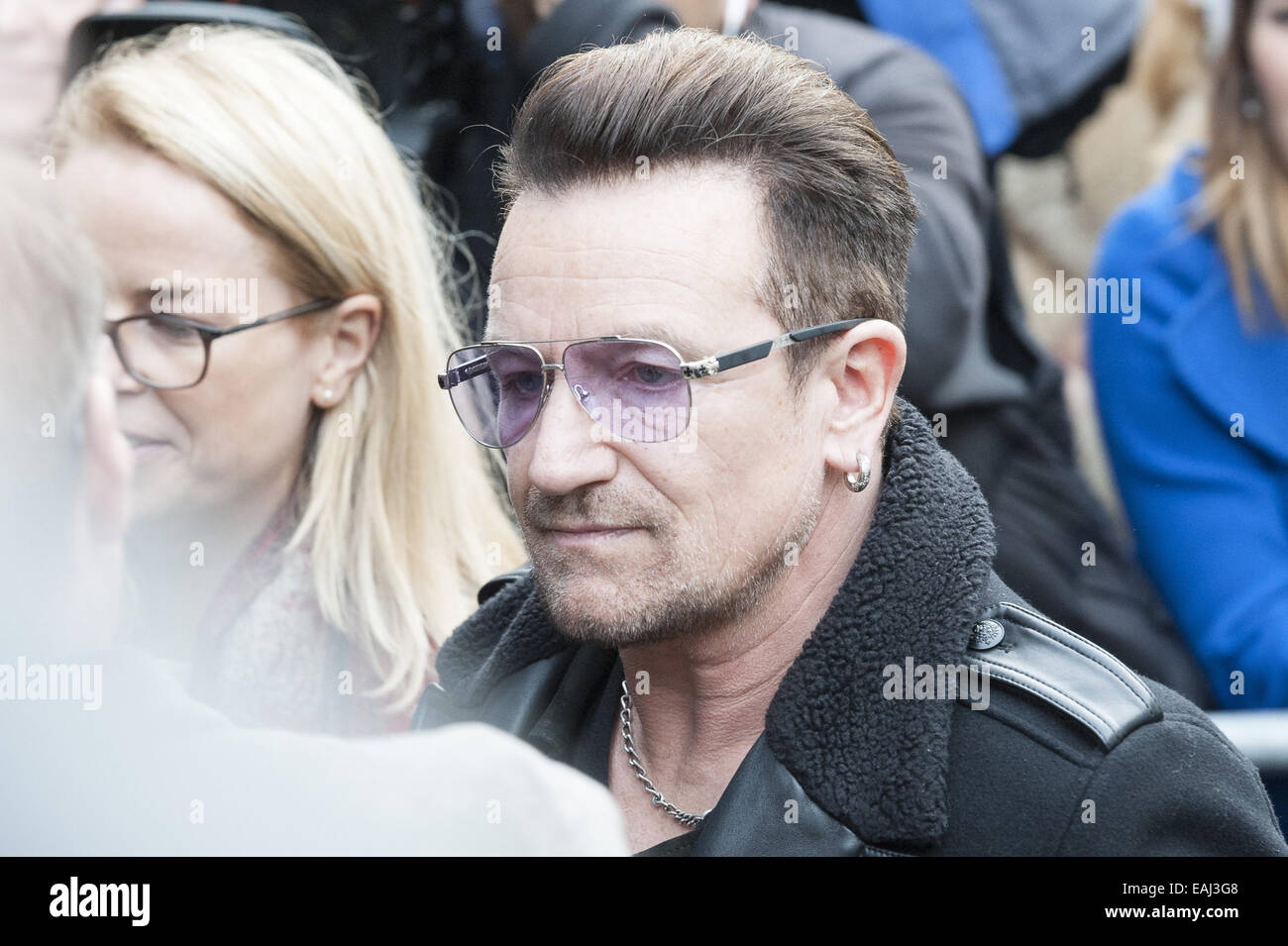 London, UK. 15th November, 2014. Artists arrive at Sarm Studios in ...