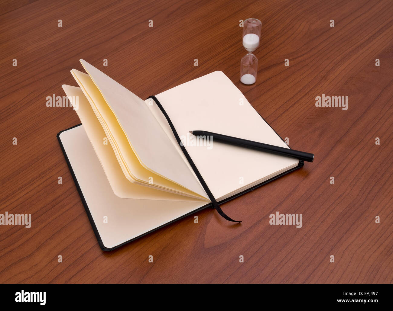 Pen inspiration hi-res stock photography and images - Alamy