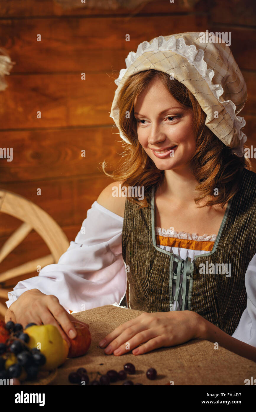 Peasant girl medieval hi-res stock photography and images - Alamy
