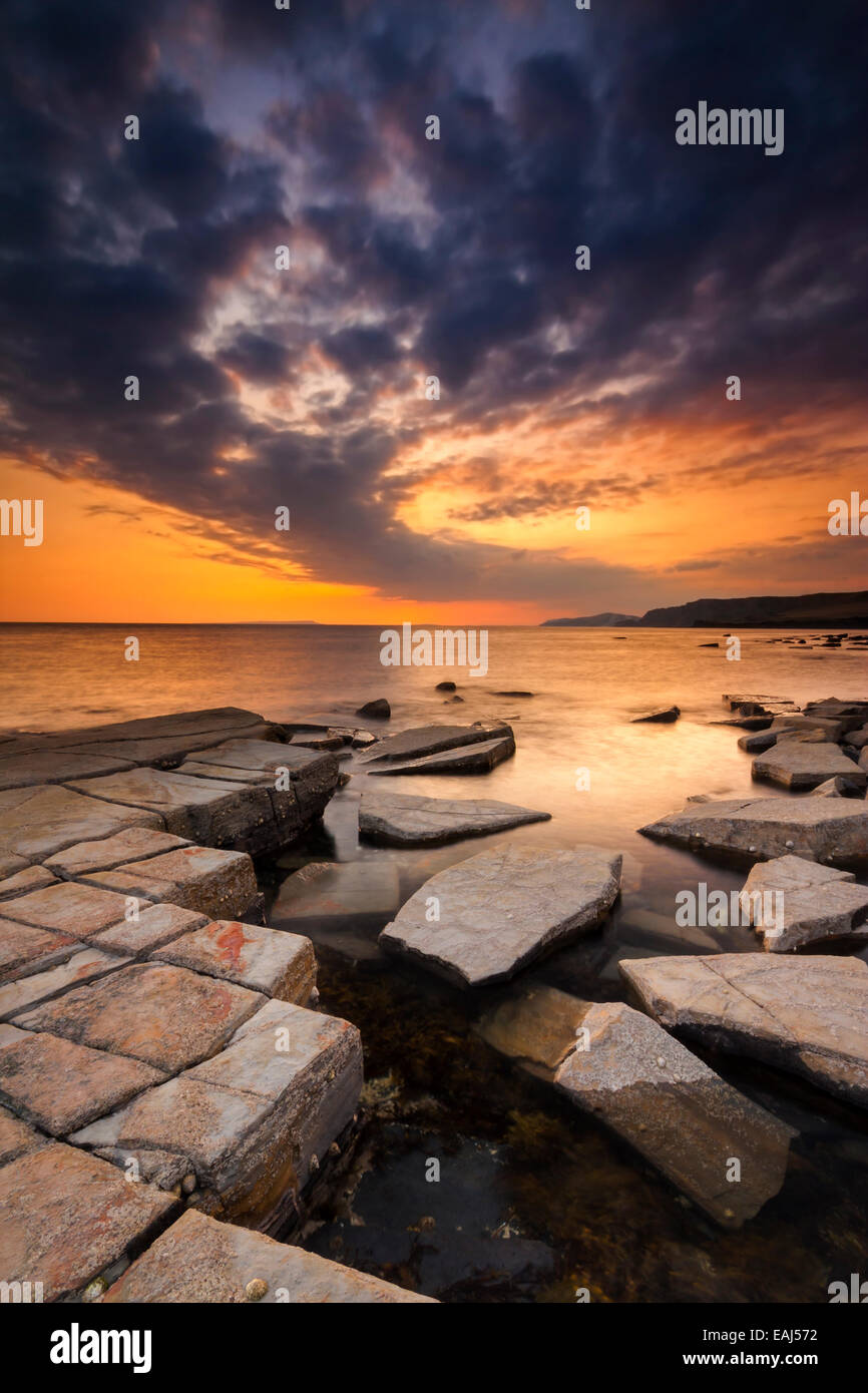 Backdrop of glistening rock hi-res stock photography and images - Alamy