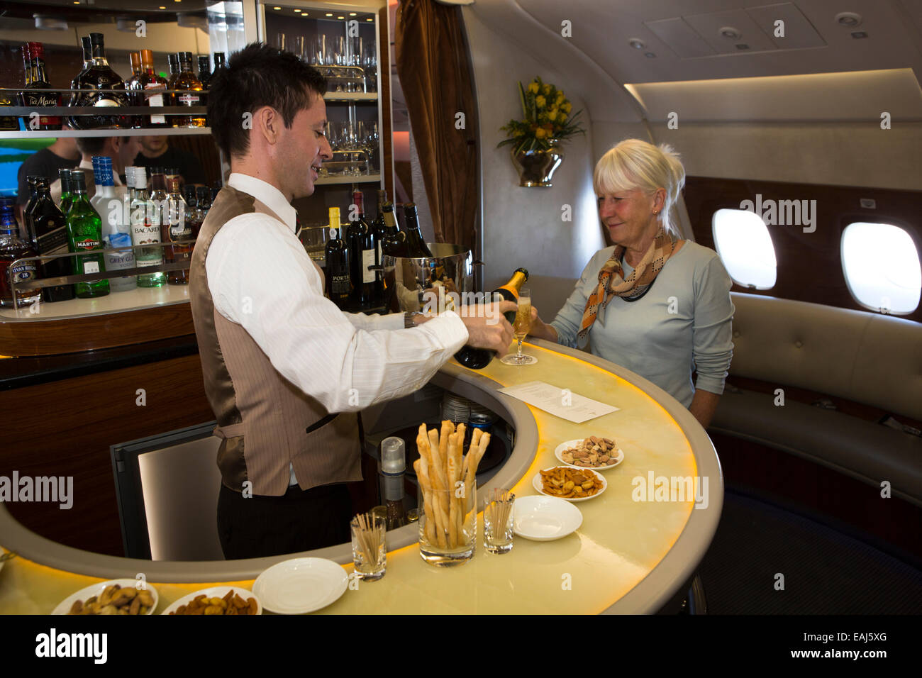 Emirates Airline, chapagne breakfast in bar of A380 Business Class ...