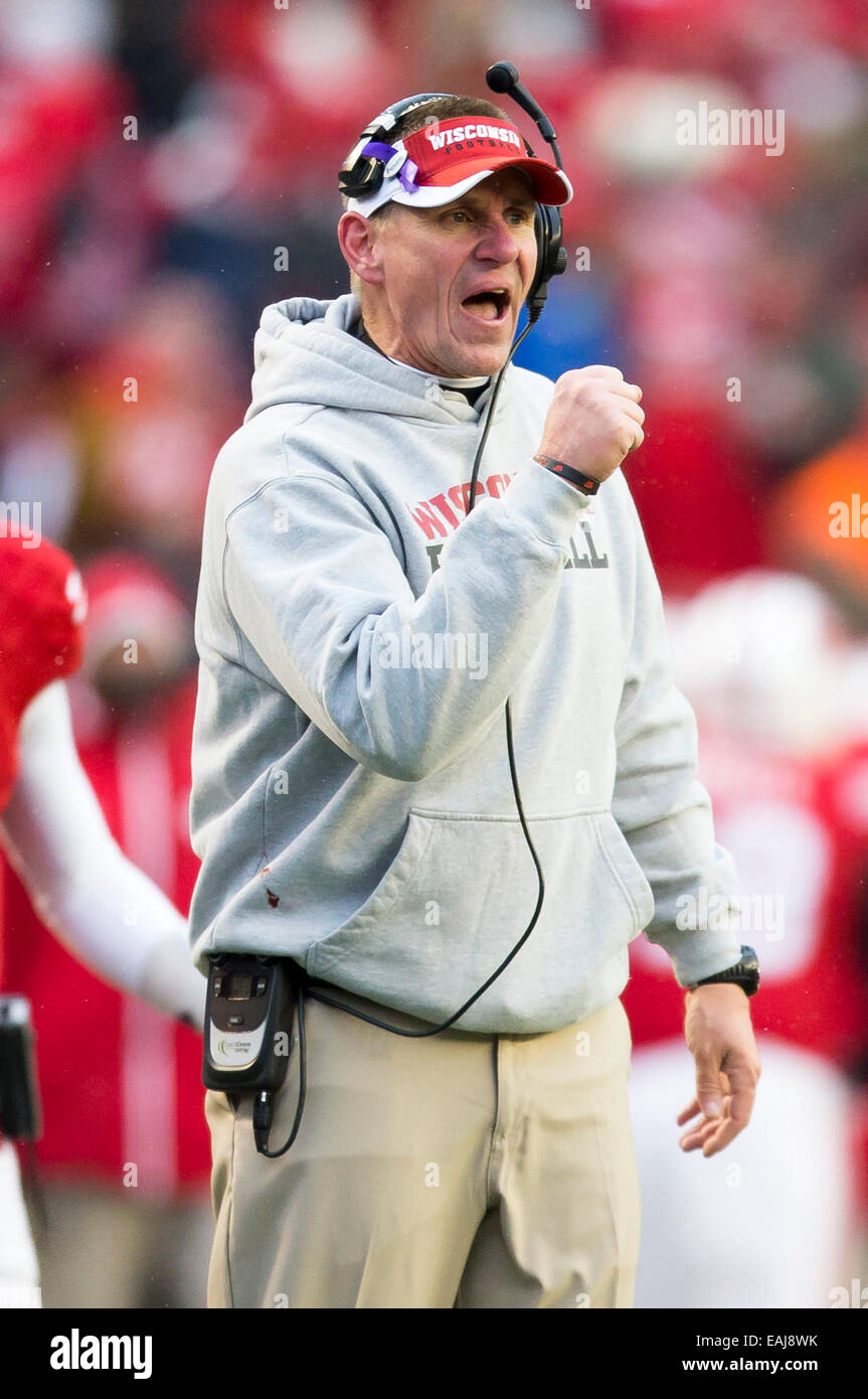 Pumps fist hi-res stock photography and images - Alamy