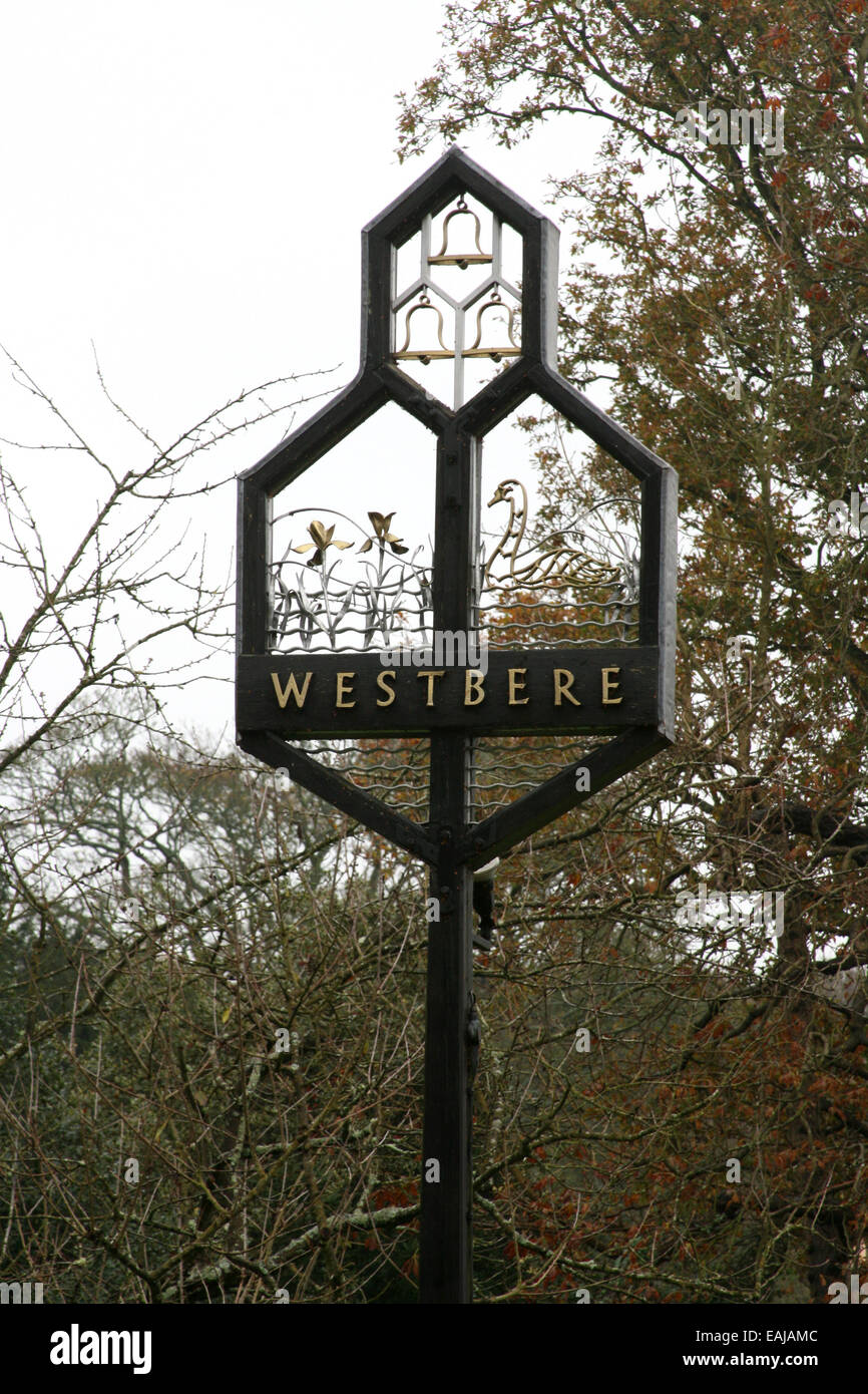 Small kent village hi-res stock photography and images - Alamy
