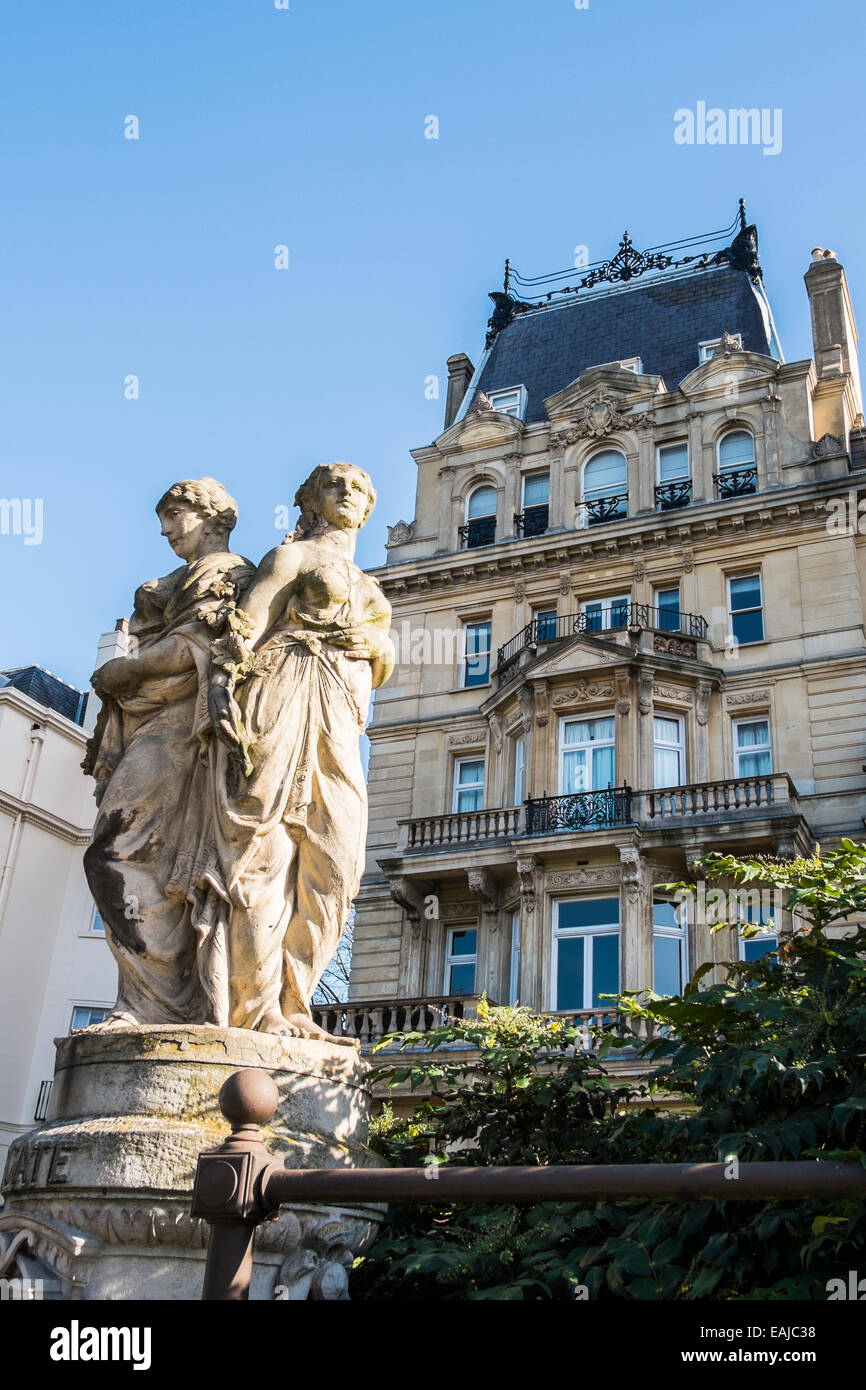 Cambridge Gate Regent's Park - London Stock Photo - Alamy
