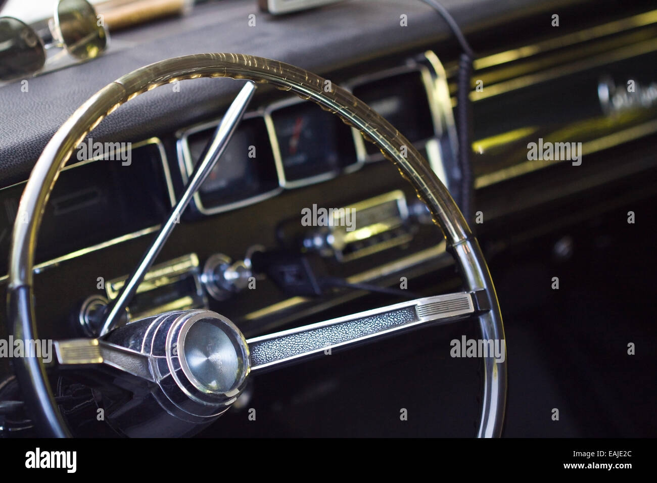 Retro oldtimer hi-res stock photography and images - Alamy