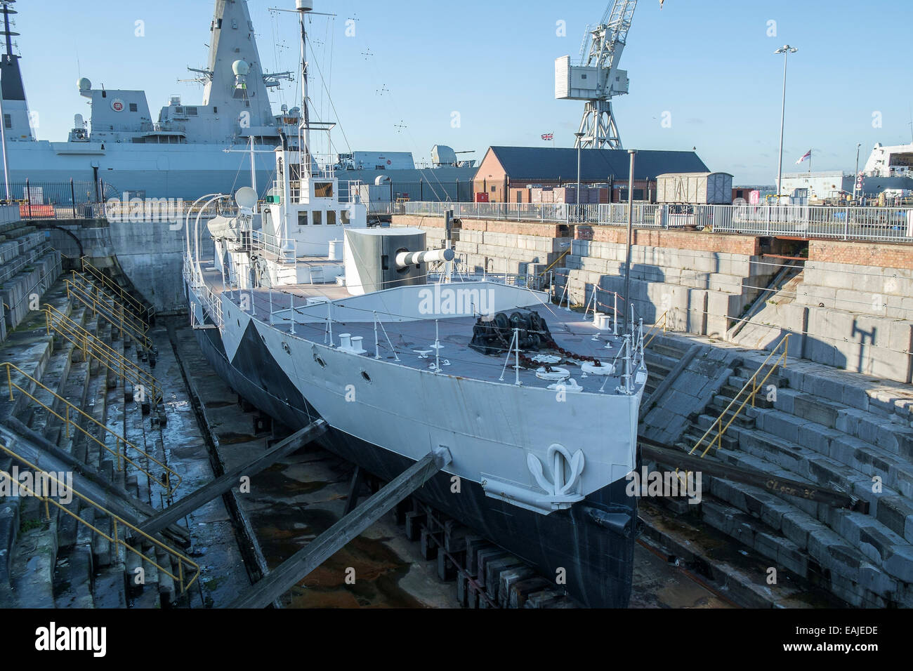 Hms minerva hi-res stock photography and images - Alamy