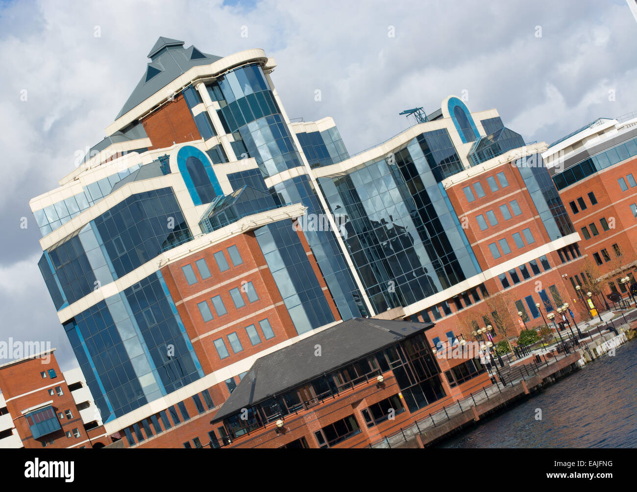 Tilted office building hi-res stock photography and images - Alamy