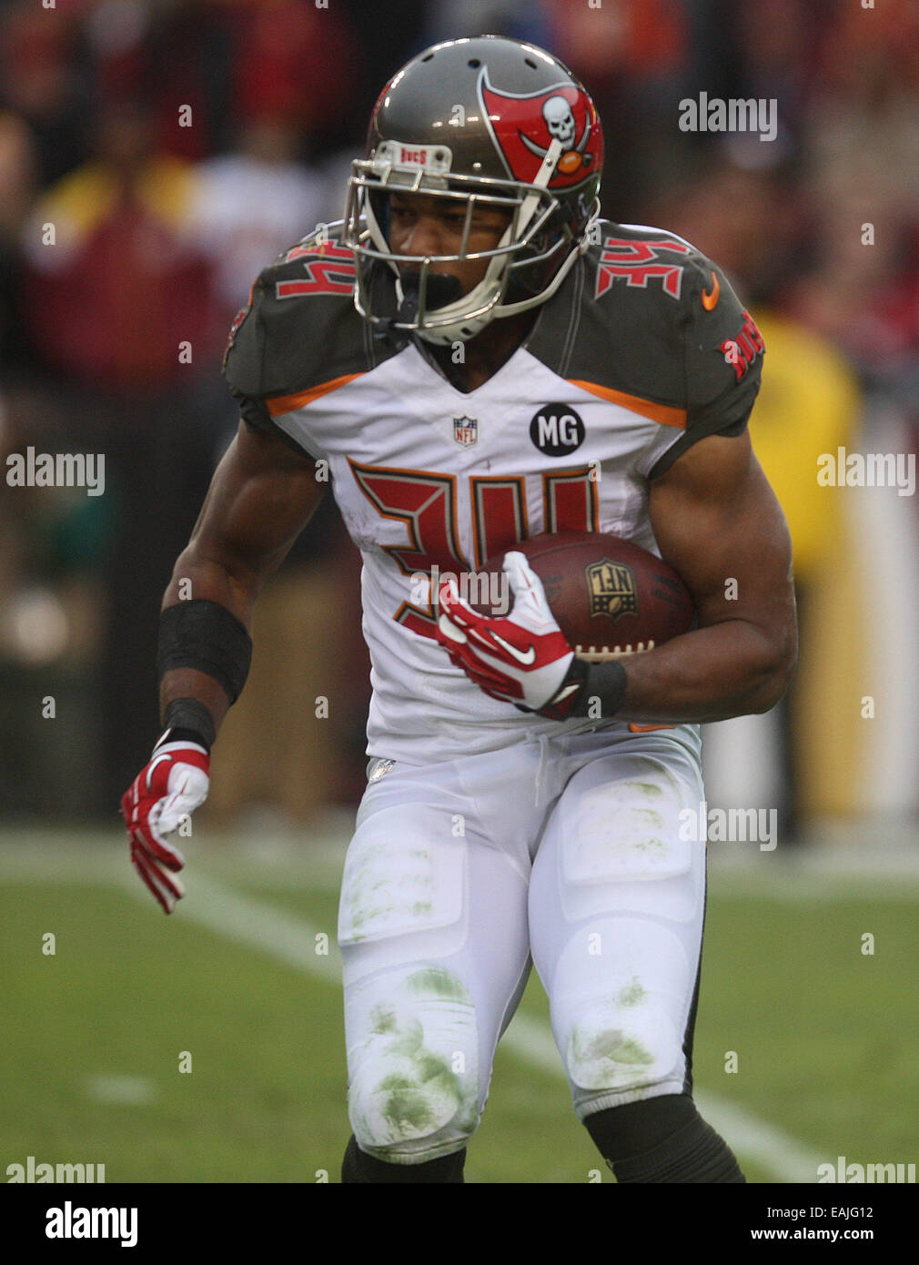 Tampa Bay Buccaneers RB Charles Sims (34) in action during a game ...