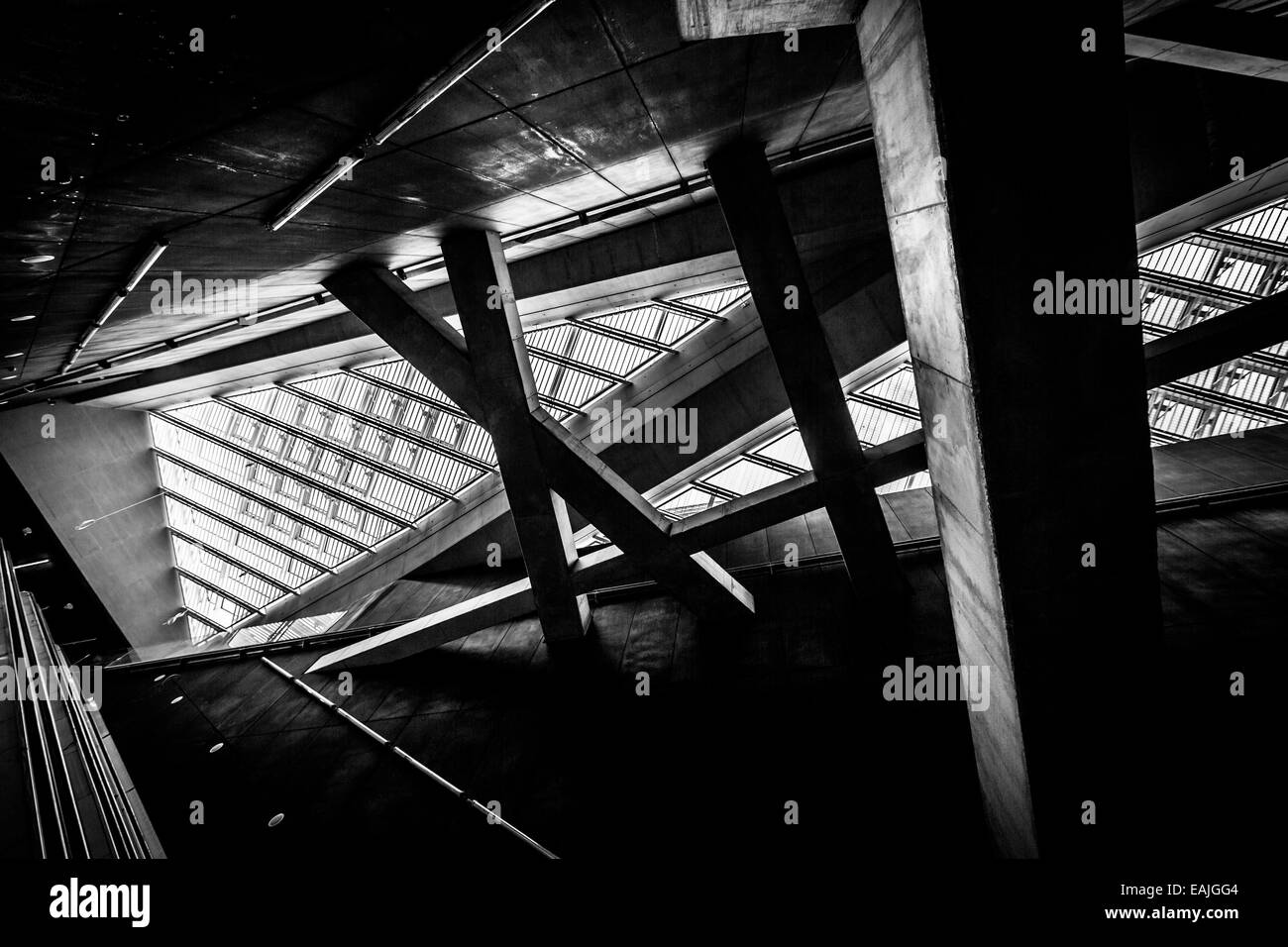 Modern conceptual high tech building Stock Photo - Alamy