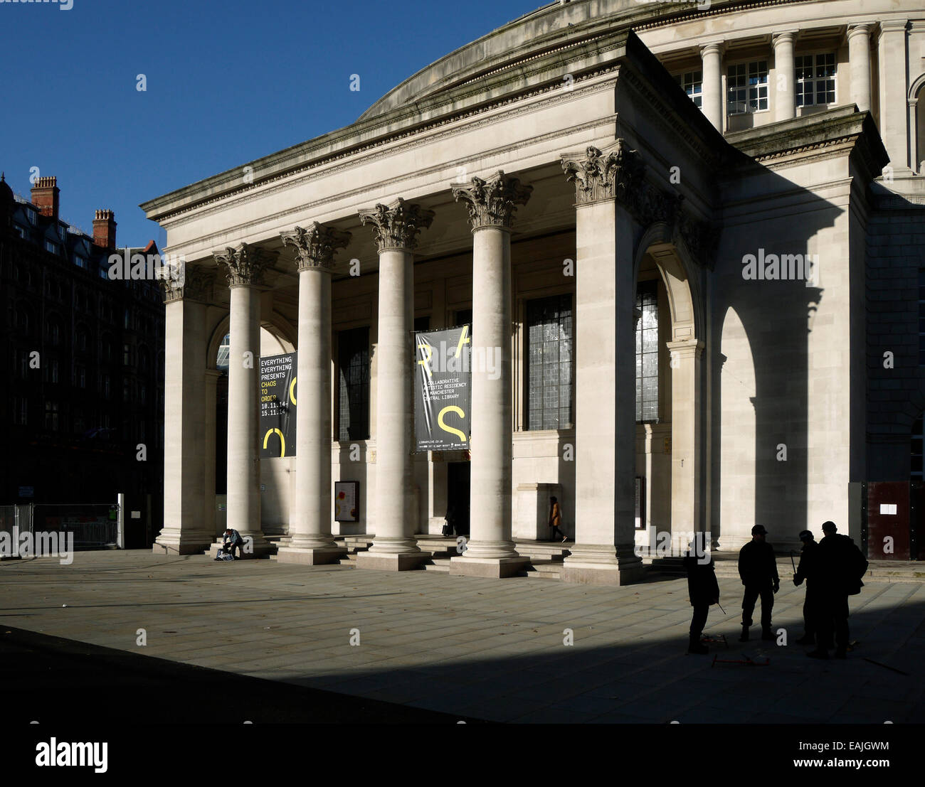 Portico central hi-res stock photography and images - Alamy