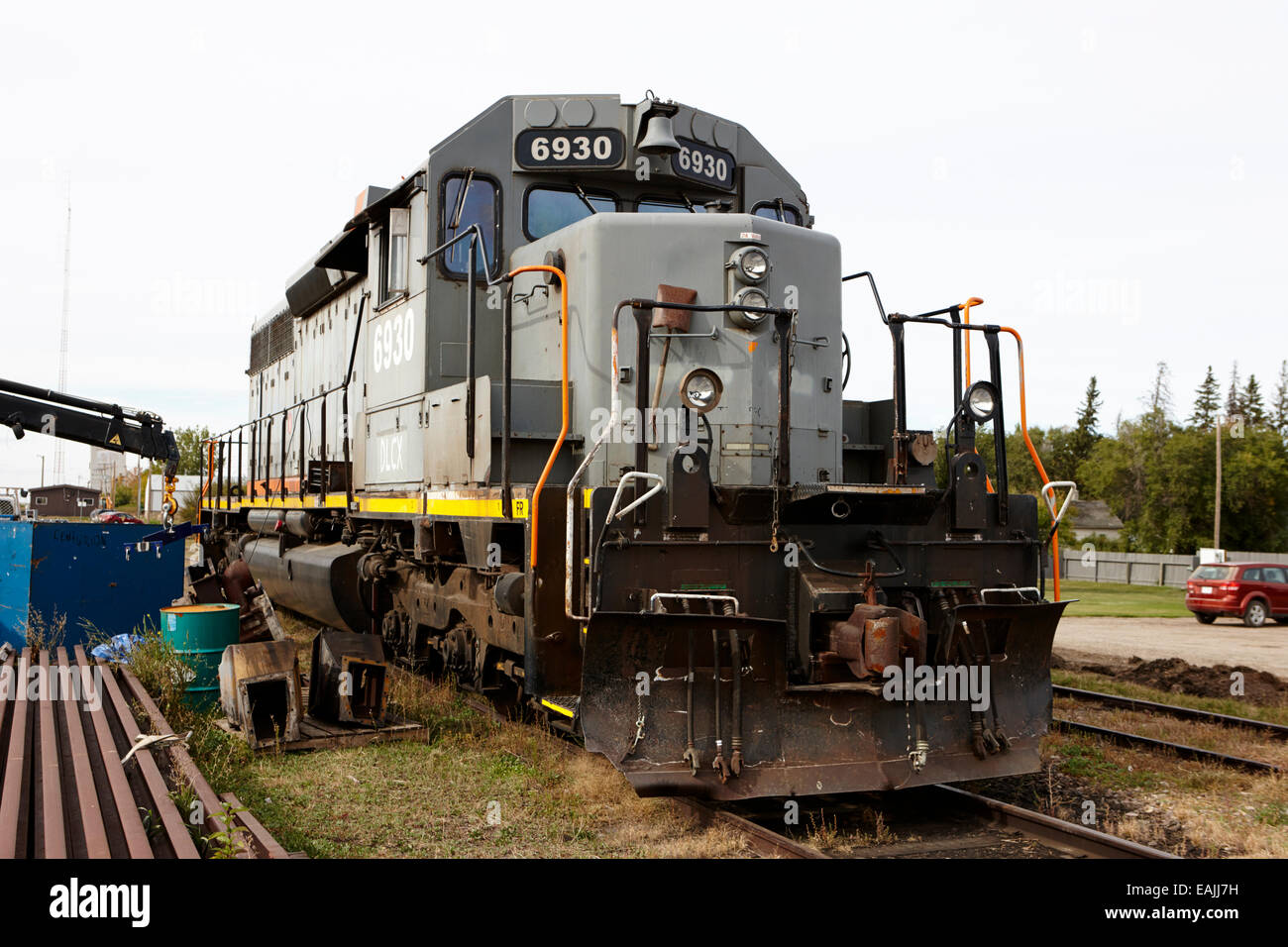great sandhills railway diesel locomotive 6930 leader Saskatchewan ...
