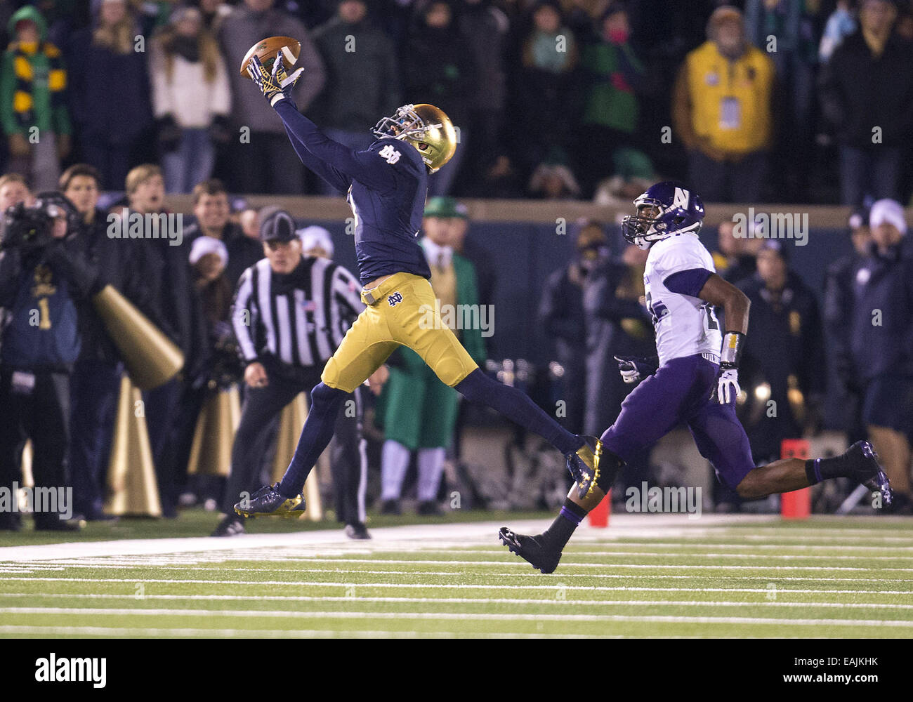 Overtime. 15th Nov, 2014. Notre Dame wide receiver William Fuller (7 ...
