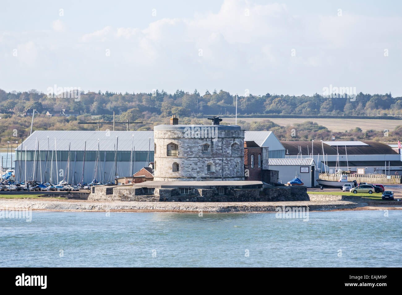 Calshot Castle on Calshot Spit, an historic Henry VIII Device Fort, on ...