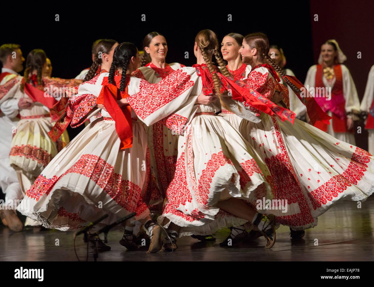 Croatian dance hi-res stock photography and images - Alamy