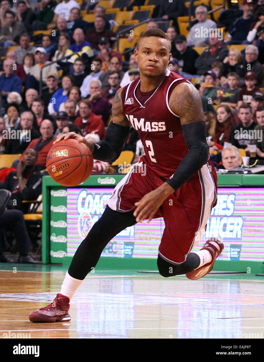 November 16, 2014: Massachusetts Minutemen guard Derrick Gordon (2 ...