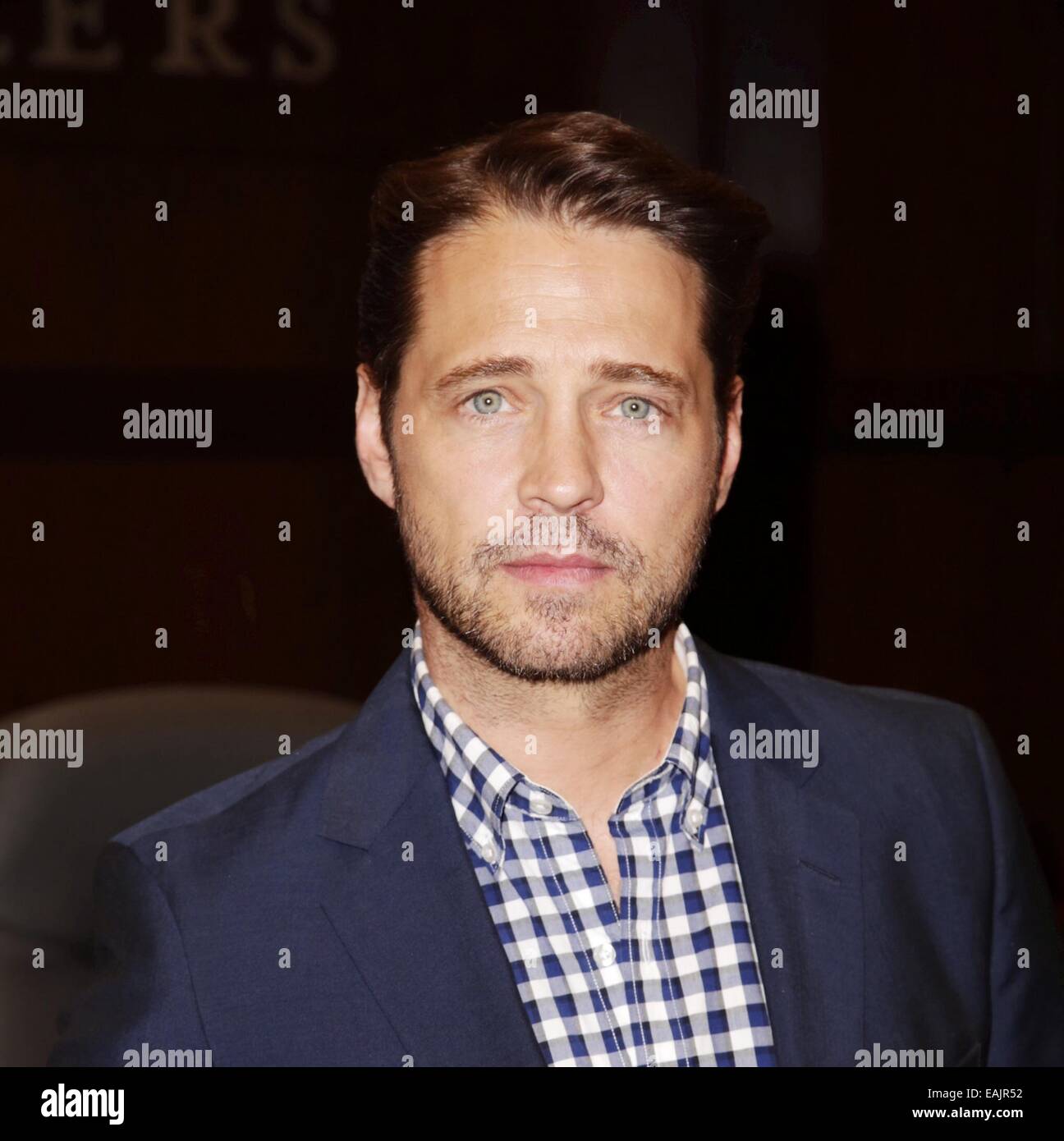 Actor Jason Priestly, star of Beverly Hills, 90210 attends book signing ...