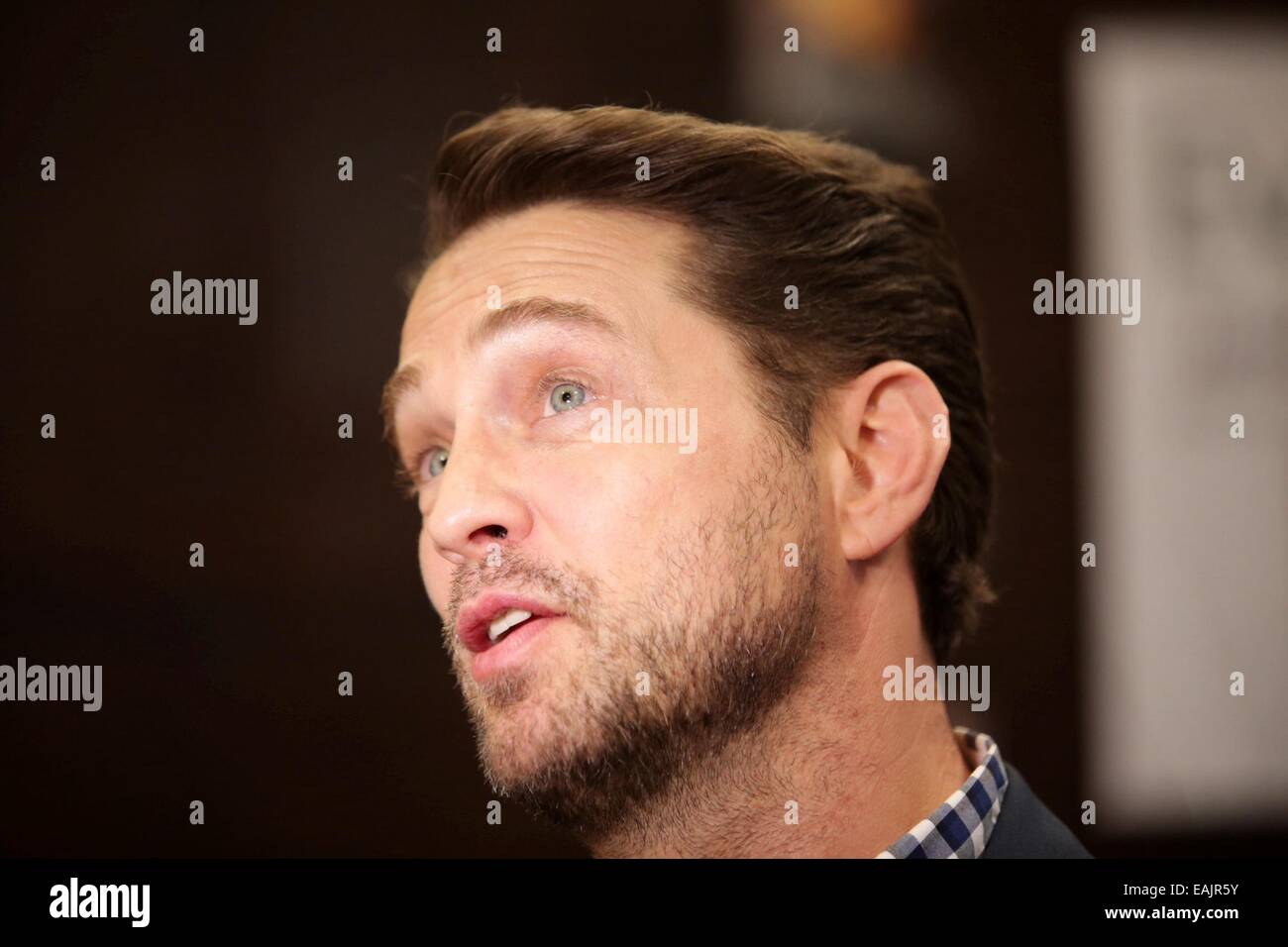 Actor Jason Priestly, star of Beverly Hills, 90210 attends book signing ...