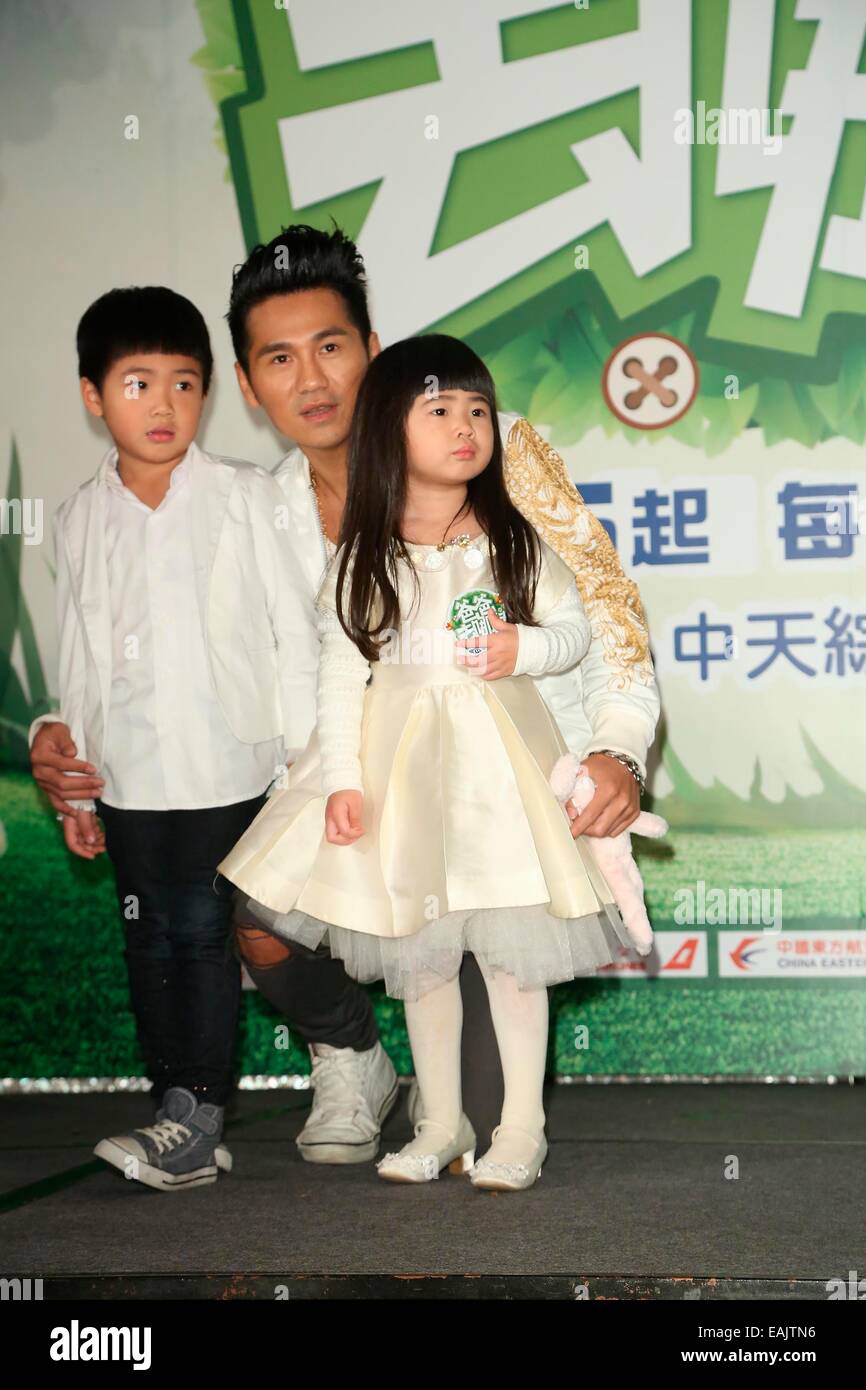 Gary Cao promote TV programme Daddy where are we going with Grace and ...