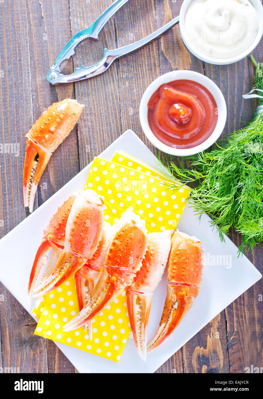 boiled crab claws on the white plate Stock Photo - Alamy