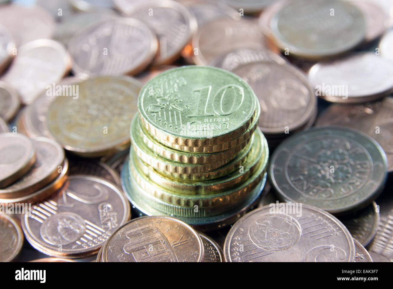 Tower of money hi-res stock photography and images - Alamy