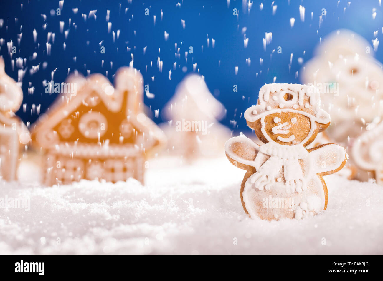 Miniature gingerbread house hi-res stock photography and images - Alamy