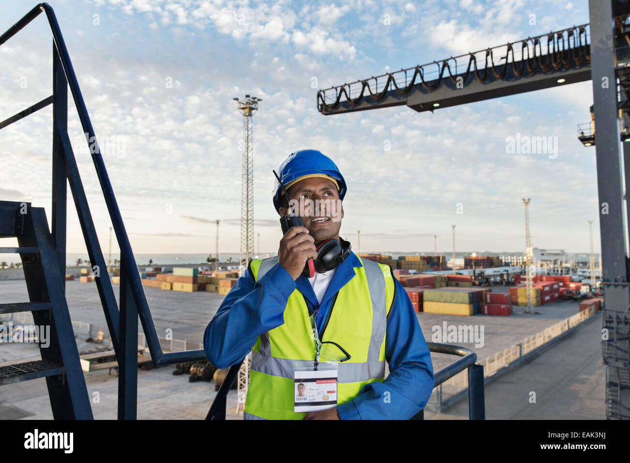 Using worker hi-res stock photography and images - Alamy