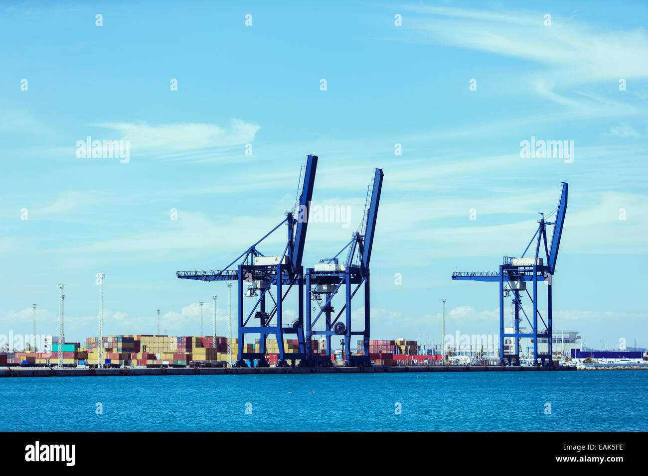 Waterfront water front dock pier hi-res stock photography and images ...