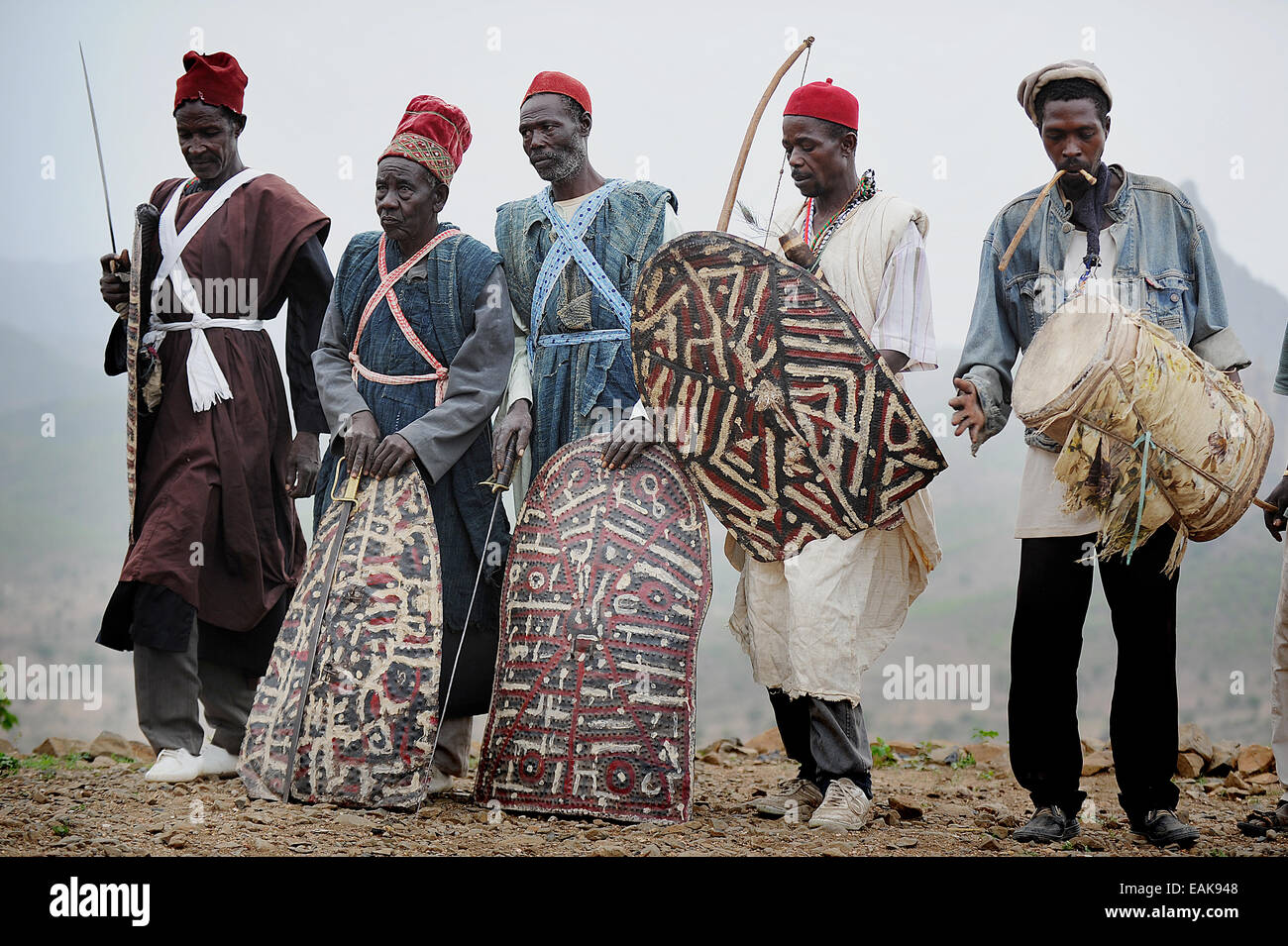Folklore group presenting traditional music and dance, Rhumsiki, Far ...