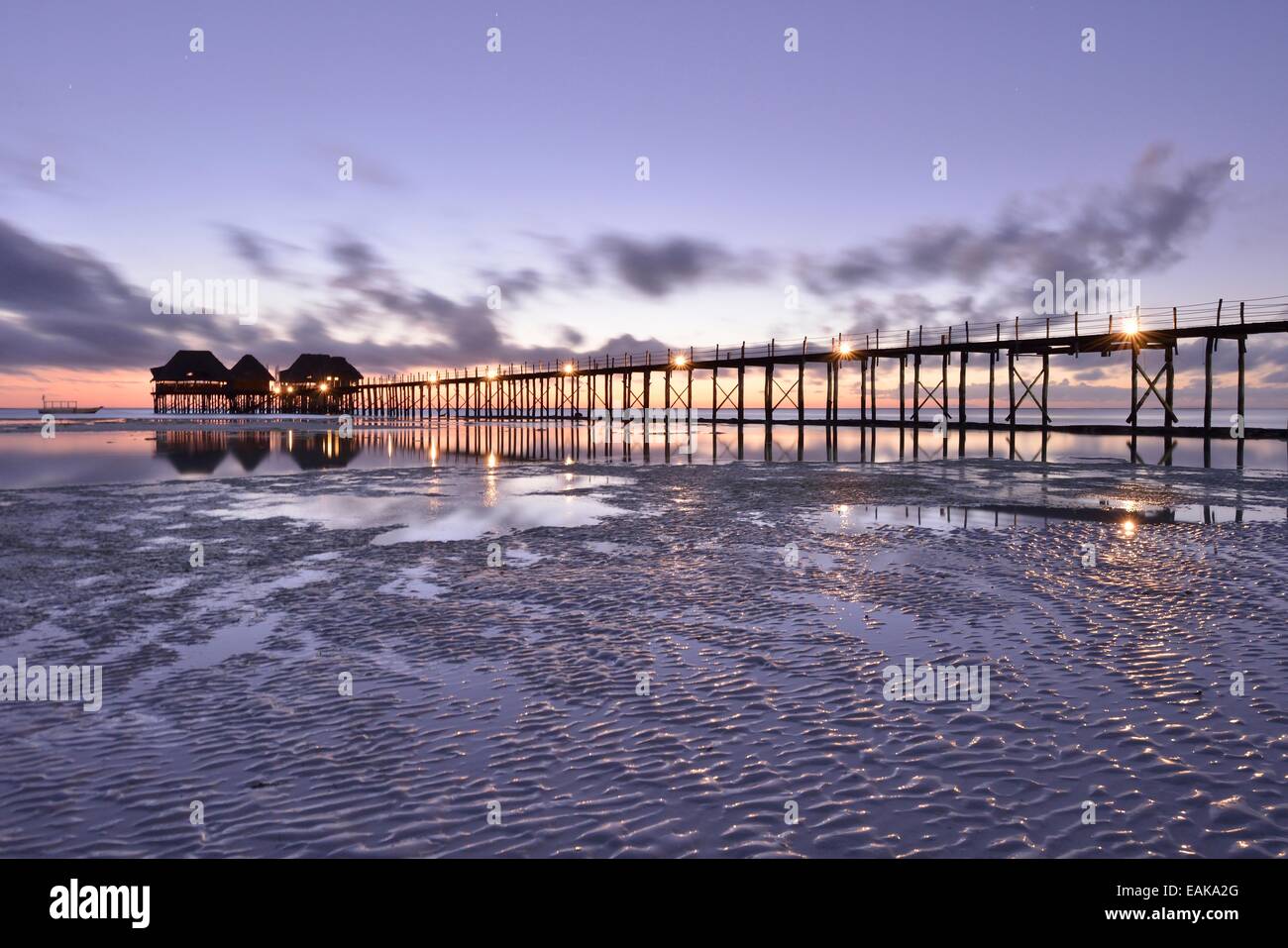 Jetty of the Dongwe Club Hotel in the morning light, Dongwe Beach ...