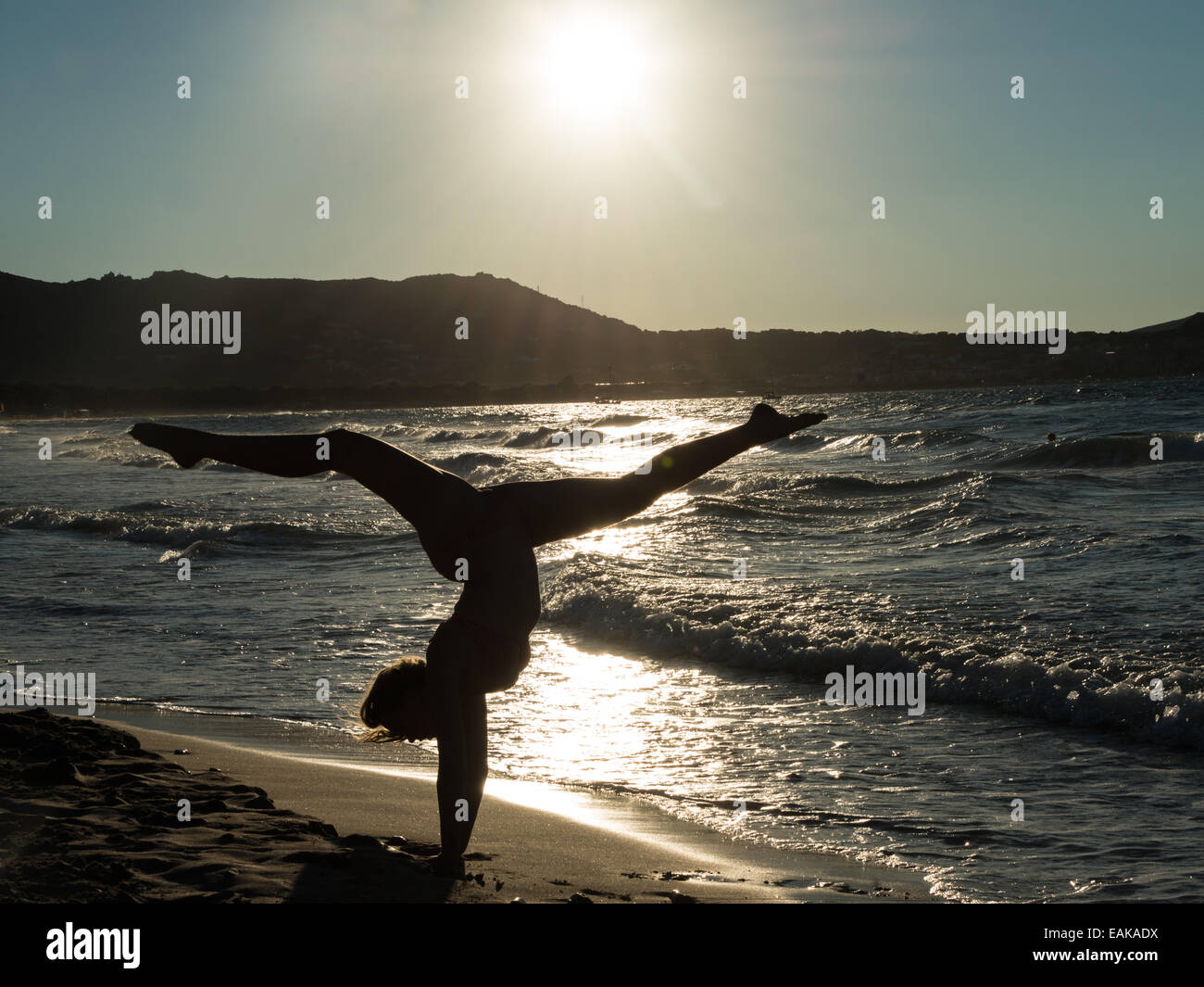 Beach gymnastics hi-res stock photography and images - Alamy