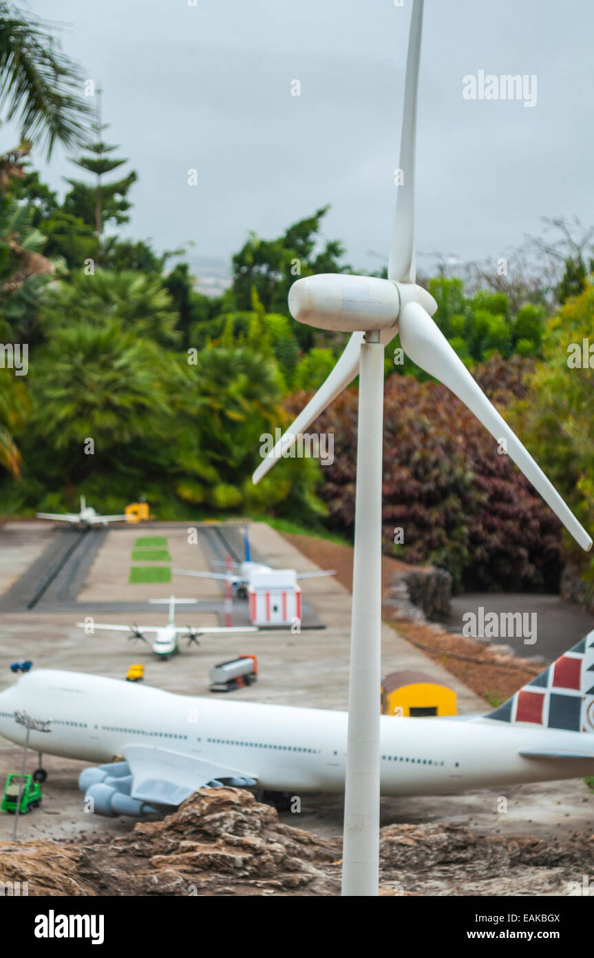 Wind turbine generator hi-res stock photography and images - Alamy
