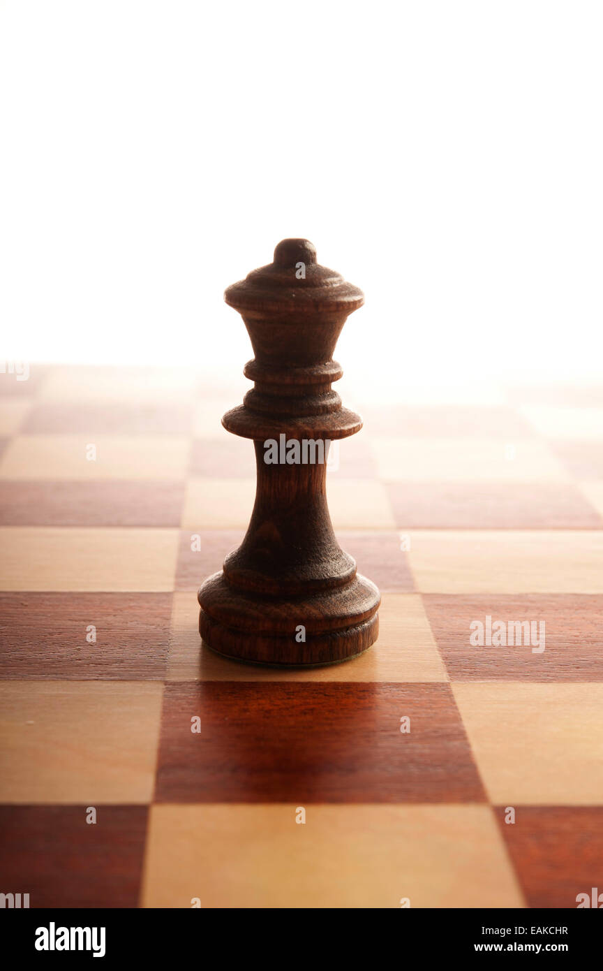 Queen chess piece isolated hi-res stock photography and images - Alamy