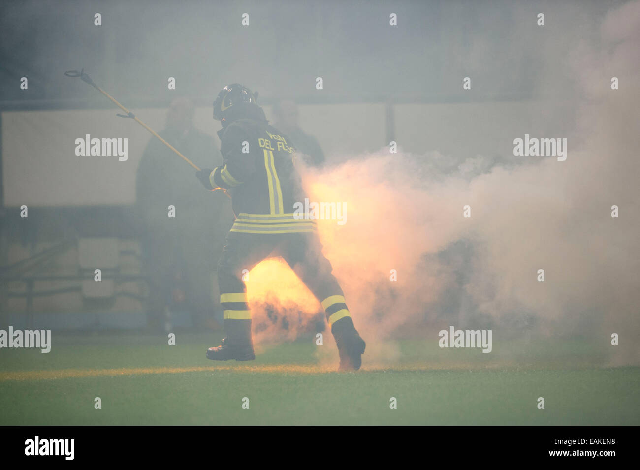Milan, Italy. 16th Nov, 2014. A firefighter Football/Soccer : A ...