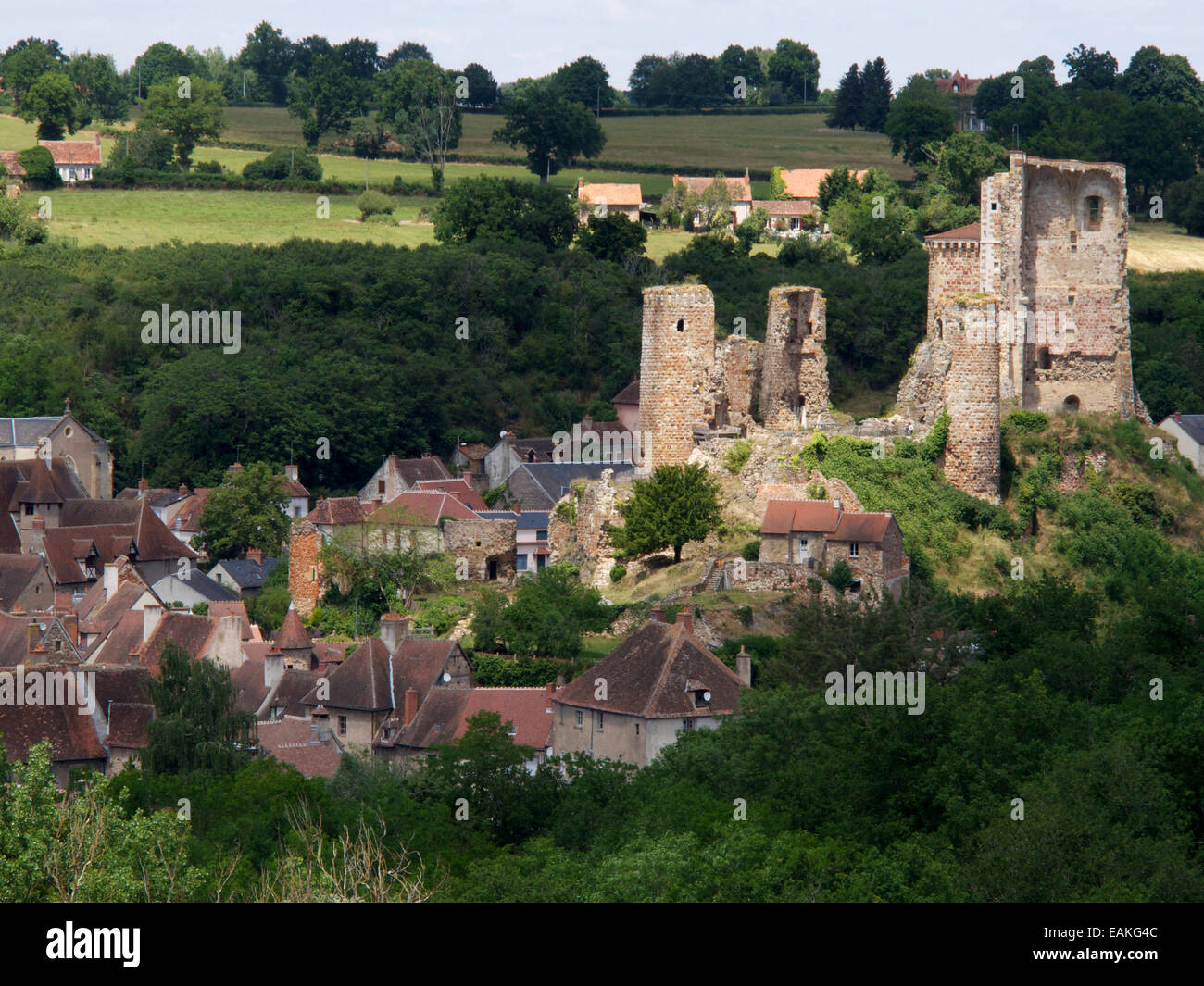 Castle of herisson hi-res stock photography and images - Alamy