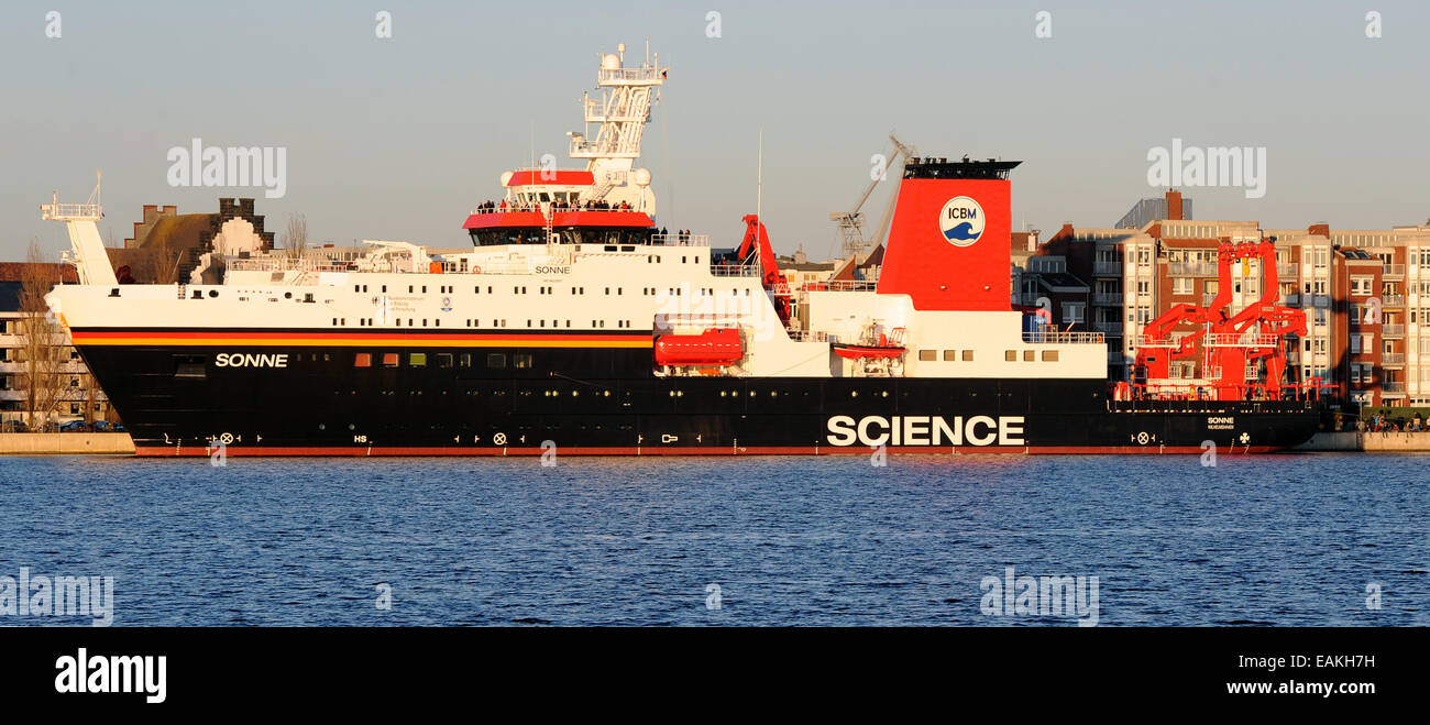 Wilhelmshaven, Germany. 17th Nov, 2014. The new deep sea research ...