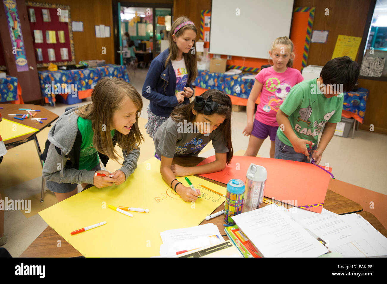 Fifth Grade Students High Resolution Stock Photography and Images - Alamy