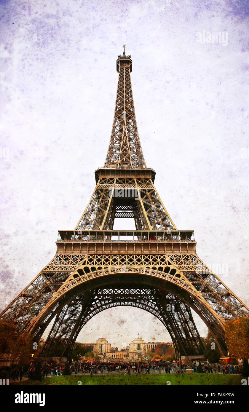 Eiffel Tower - retro postcard styled Stock Photo - Alamy