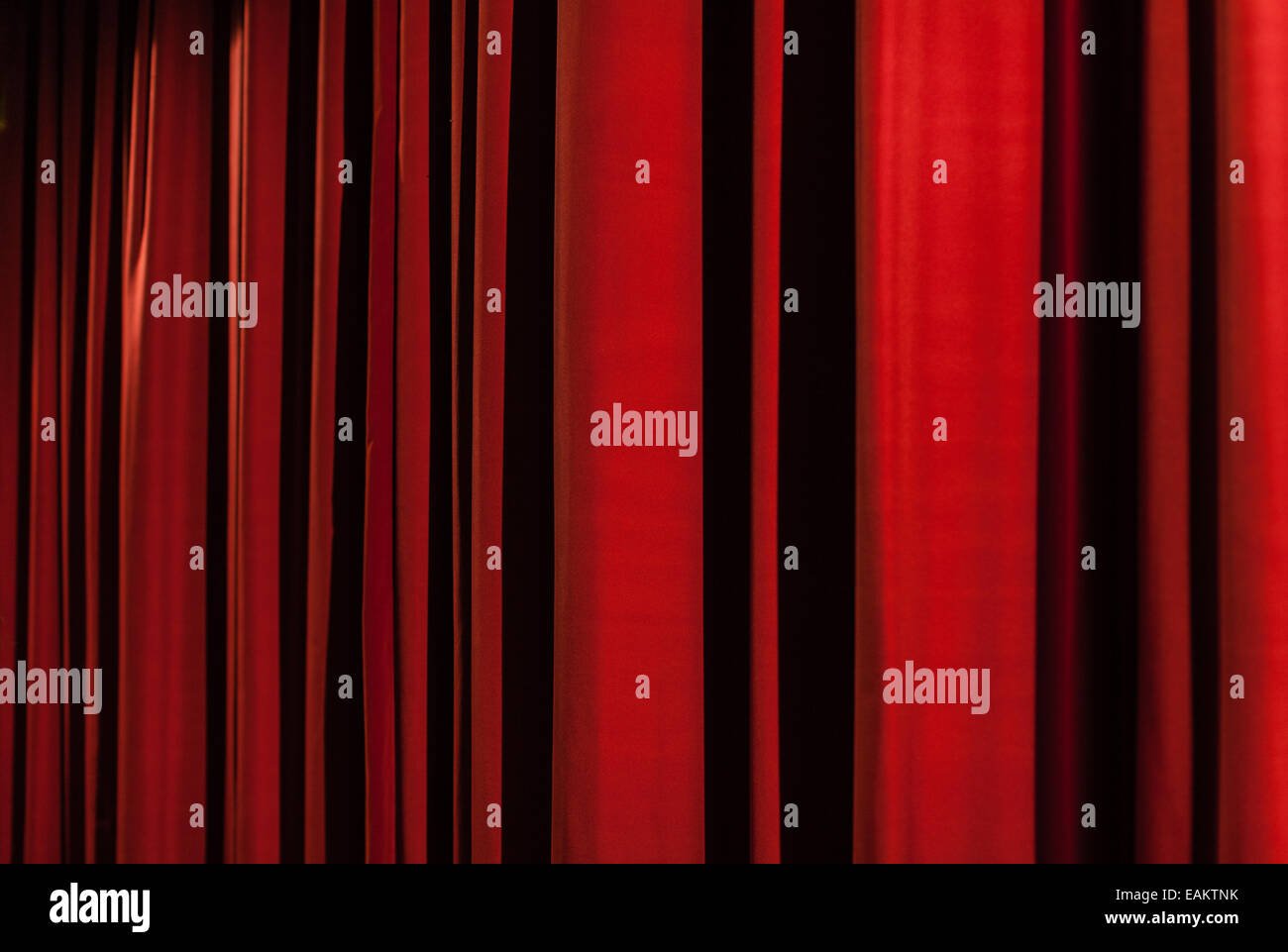 Red stage curtain hi-res stock photography and images - Alamy