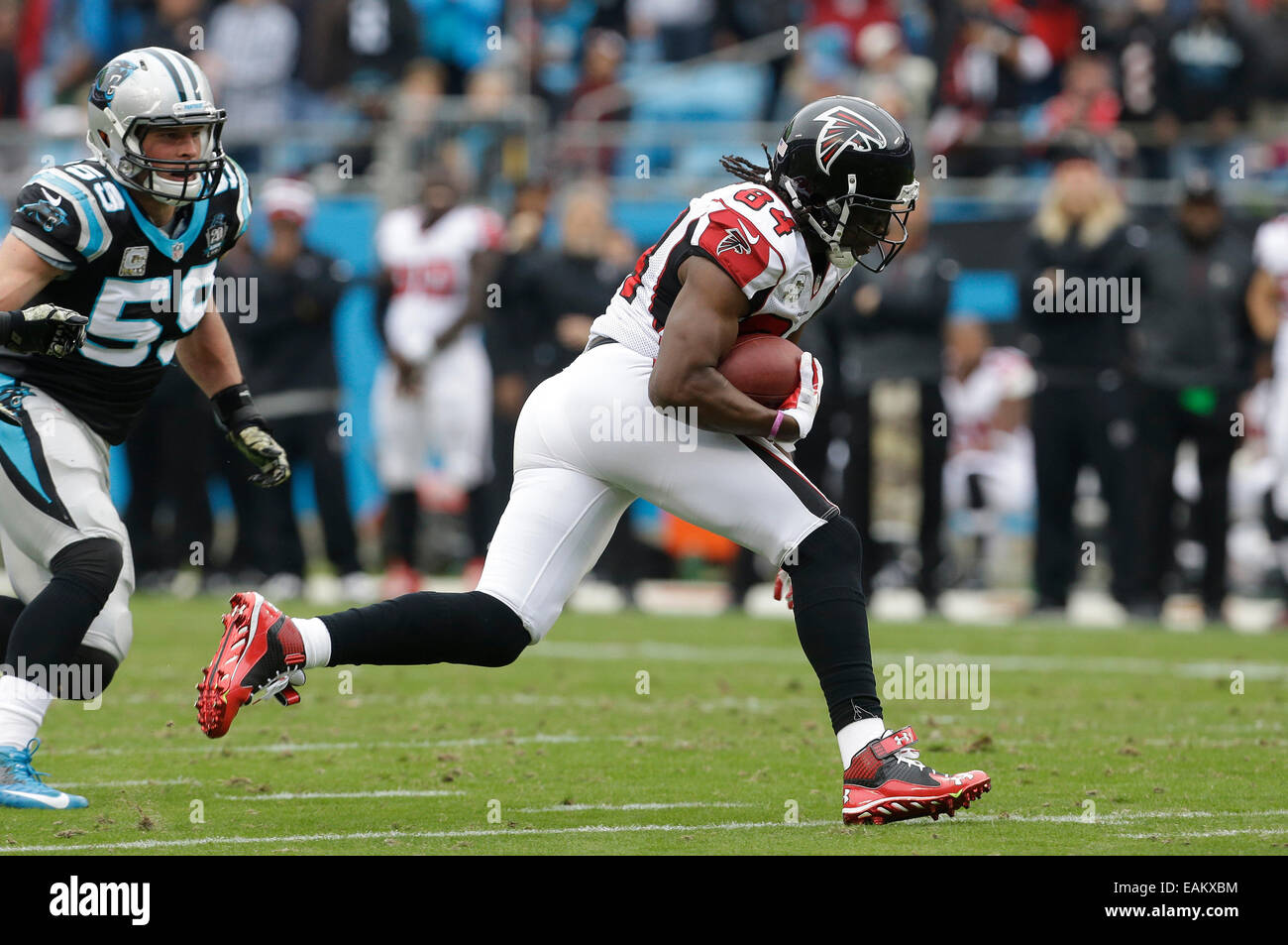 Falcons wide receiver roddy white hi-res stock photography and images ...
