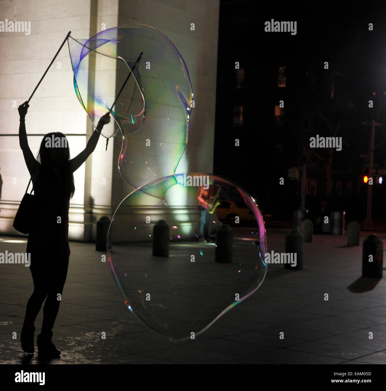 Giant bubble bubbles street performer hi-res stock photography and ...