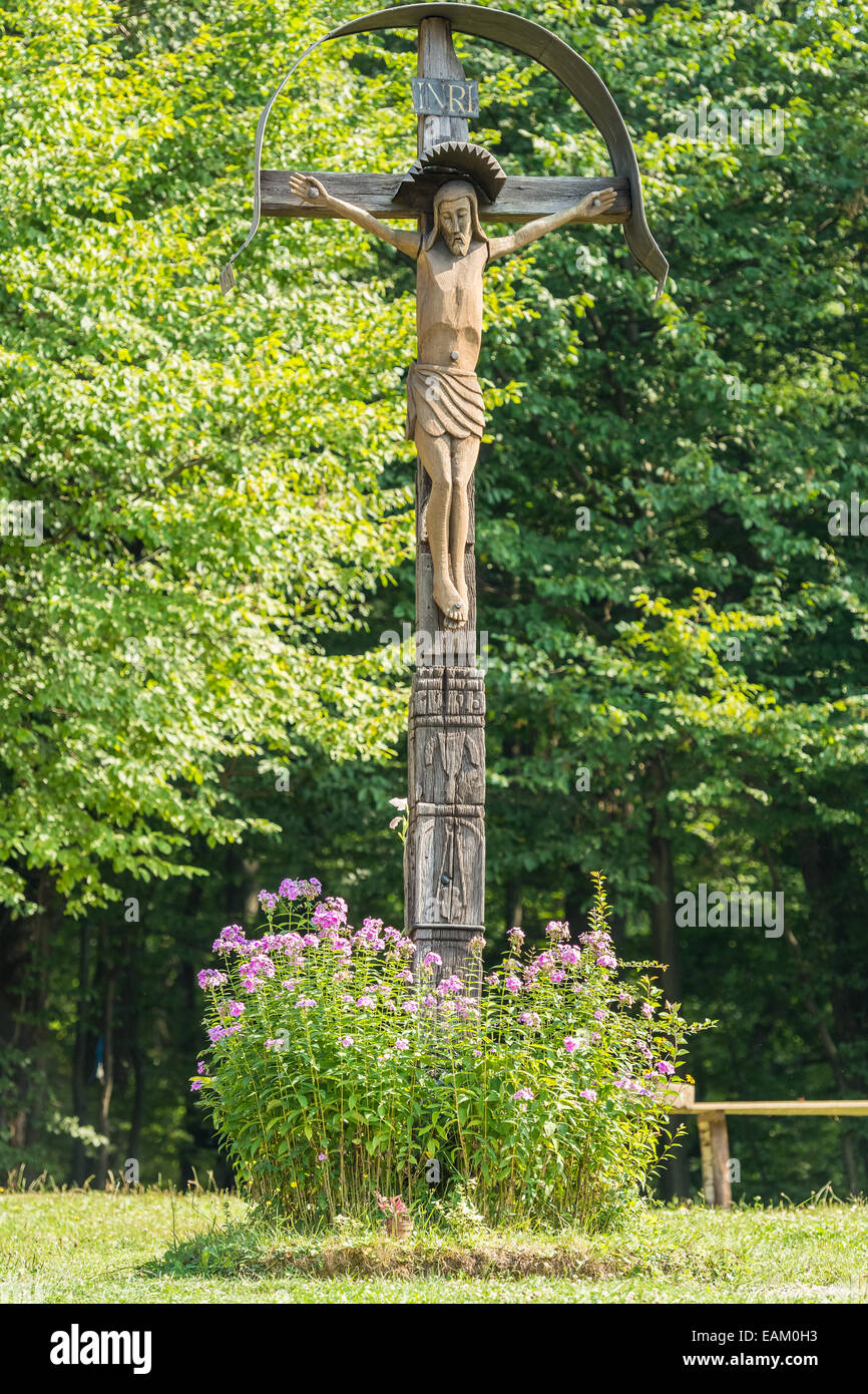 Wooden jesus on cross hi-res stock photography and images - Alamy