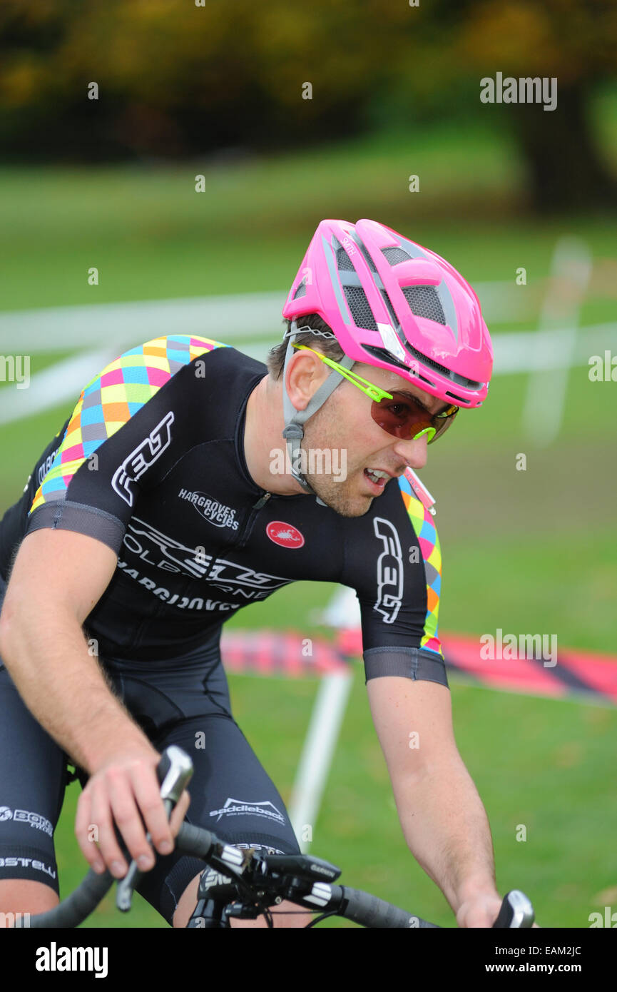 Male cyclist hi-res stock photography and images - Alamy
