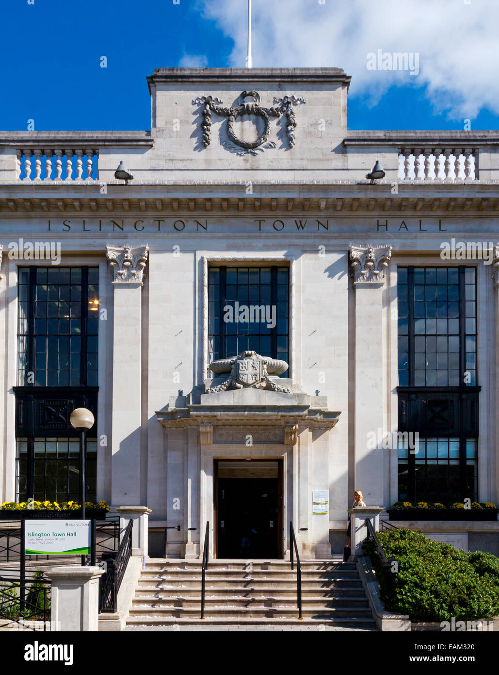 At islington town hall hi-res stock photography and images - Alamy