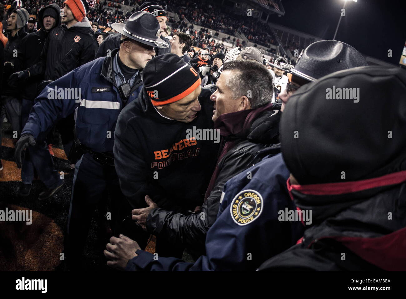 Corvallis, Oregon, USA. 16th Nov, 2014. Coaches Oregon State Beavers ...